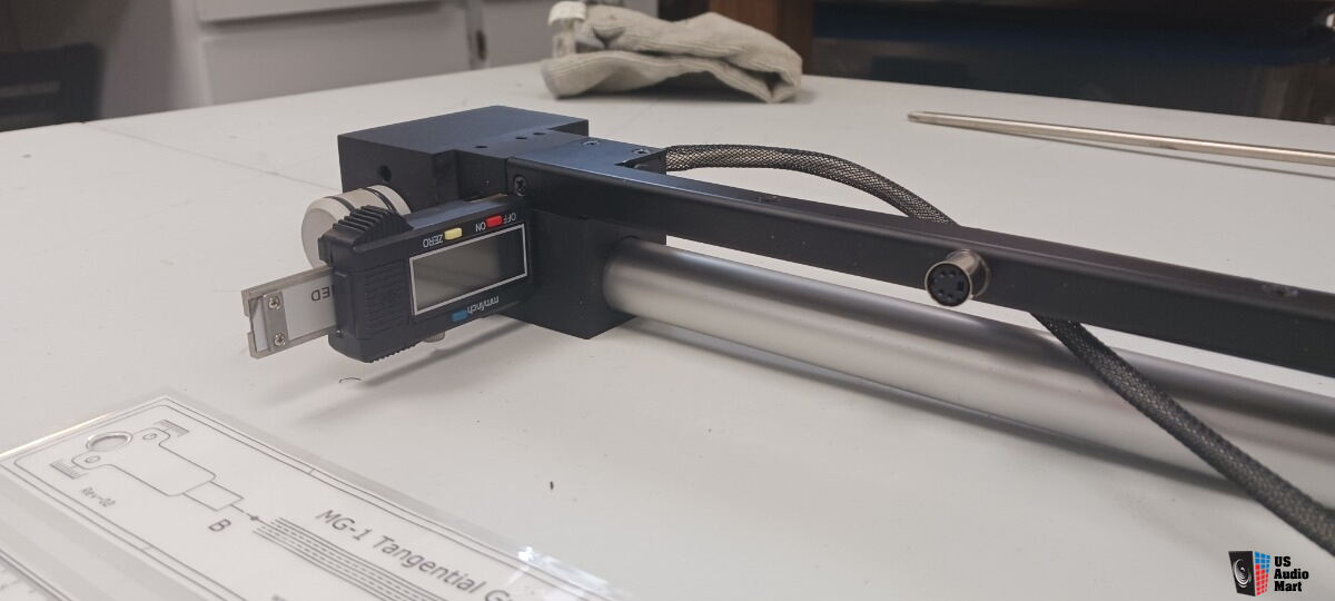Advanced Analog MG-1 mk1 Air Bearing Tonearm Photo #5459237 - US Audio Mart