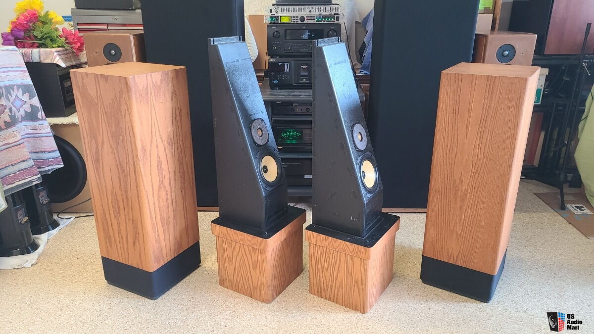 Custom Focal Towers and Subwoofers Photo #5266451 - US Audio Mart