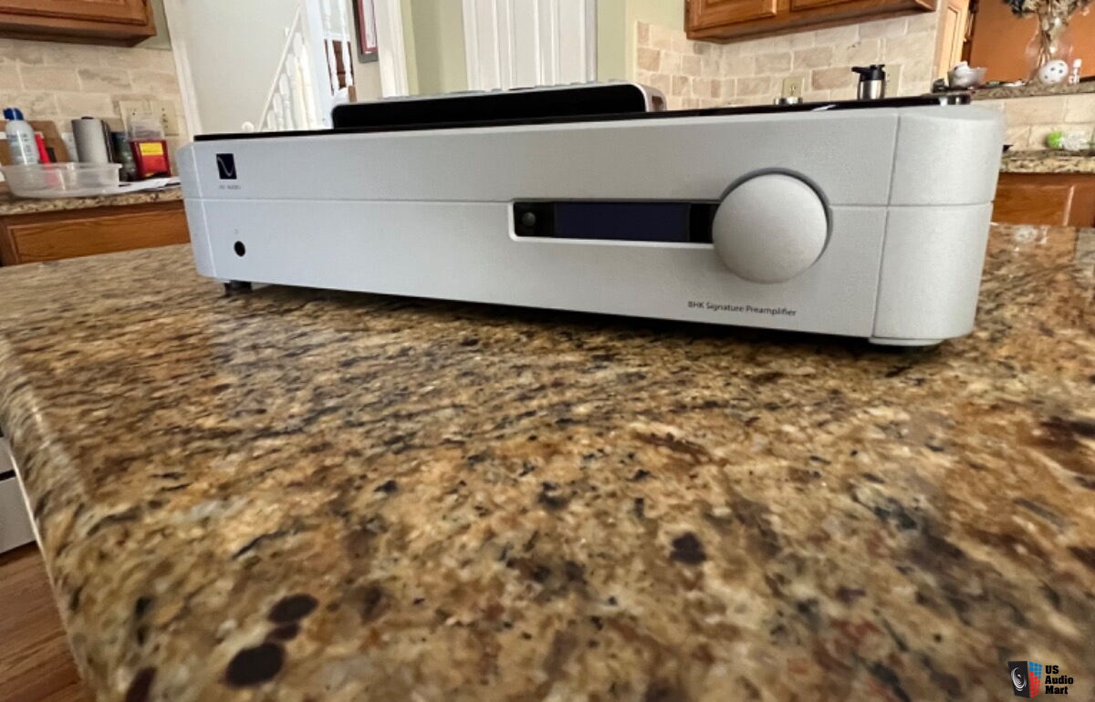 PS Audio BHK Signature Preamp -BHK signed top- Free Shiping; Free ...