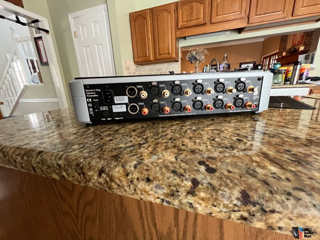 PS Audio BHK Signature Preamp -BHK signed top- Free Shiping; Free ...