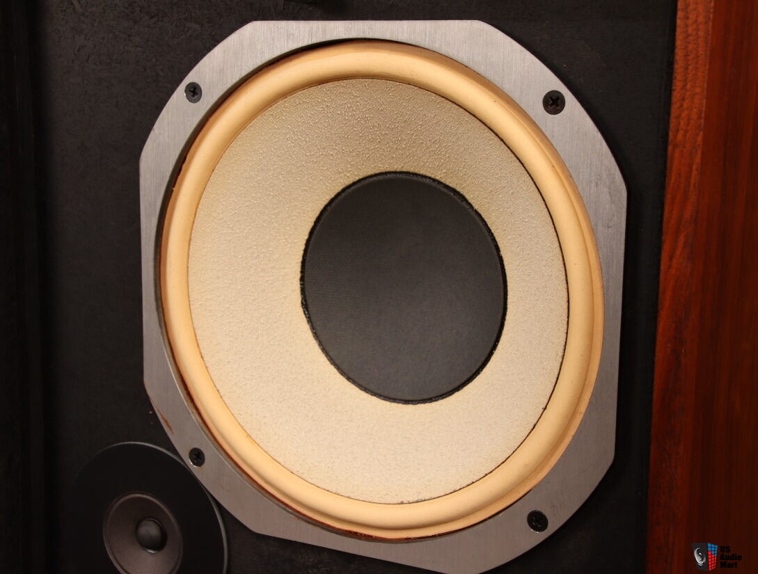 JBL Lancer 77 Speakers
