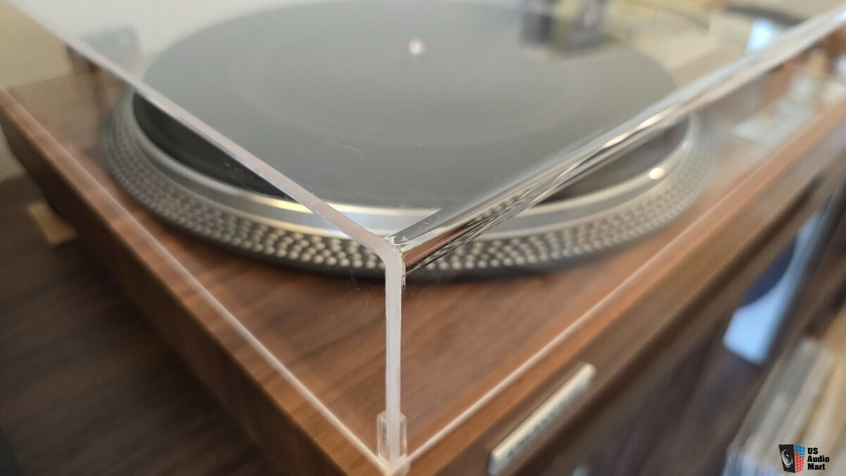 Pioneer PL-518 turntable fully restored Photo #5273901 - US Audio Mart