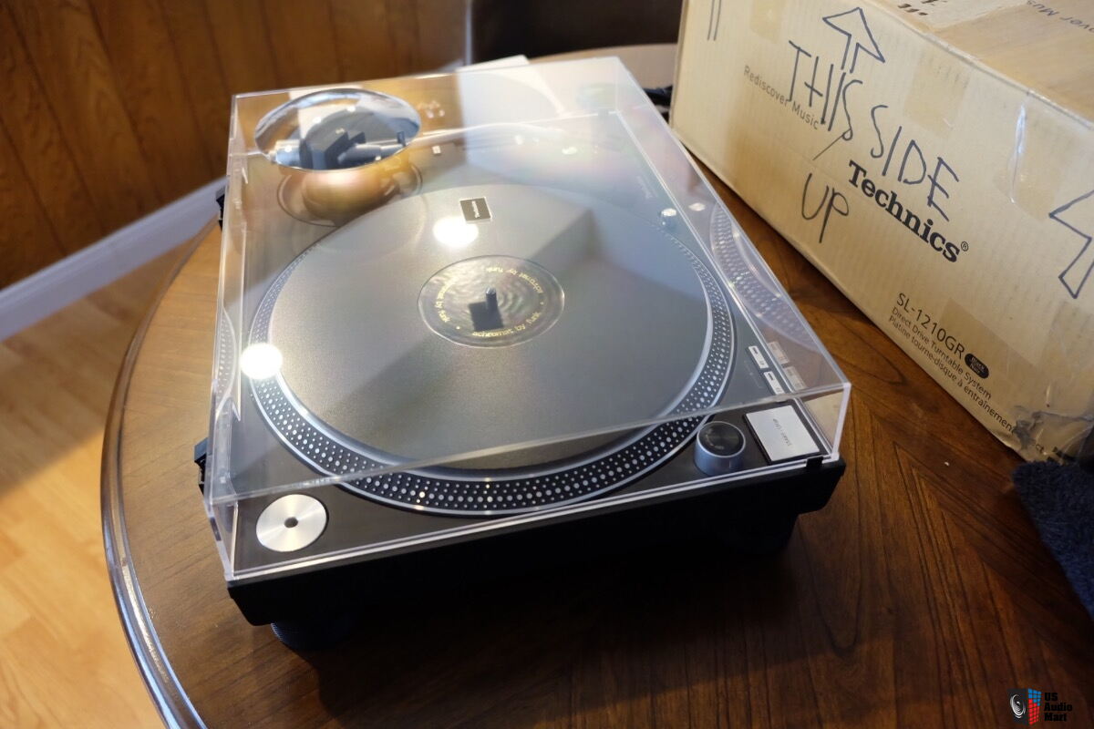Technics SL-1210GR Turntable direct drive in box Made in Japan For Sale ...