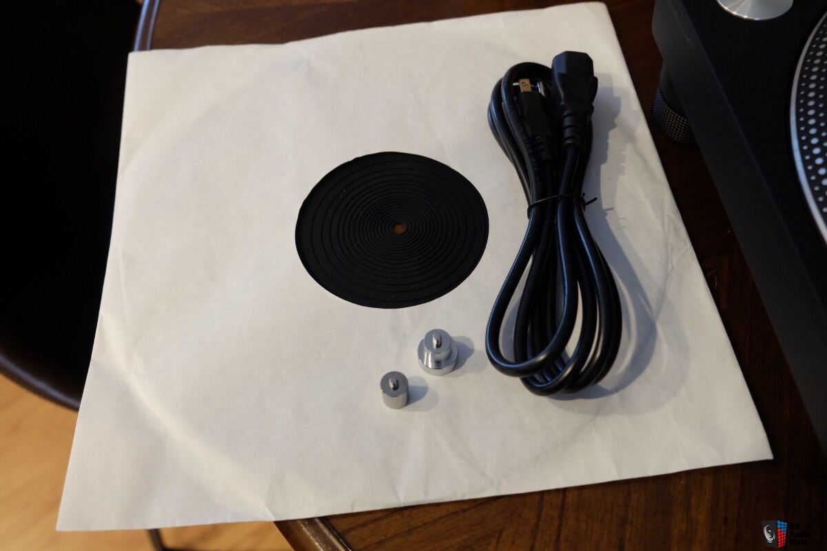 Technics SL-1210GR Turntable direct drive in box Made in Japan Photo ...