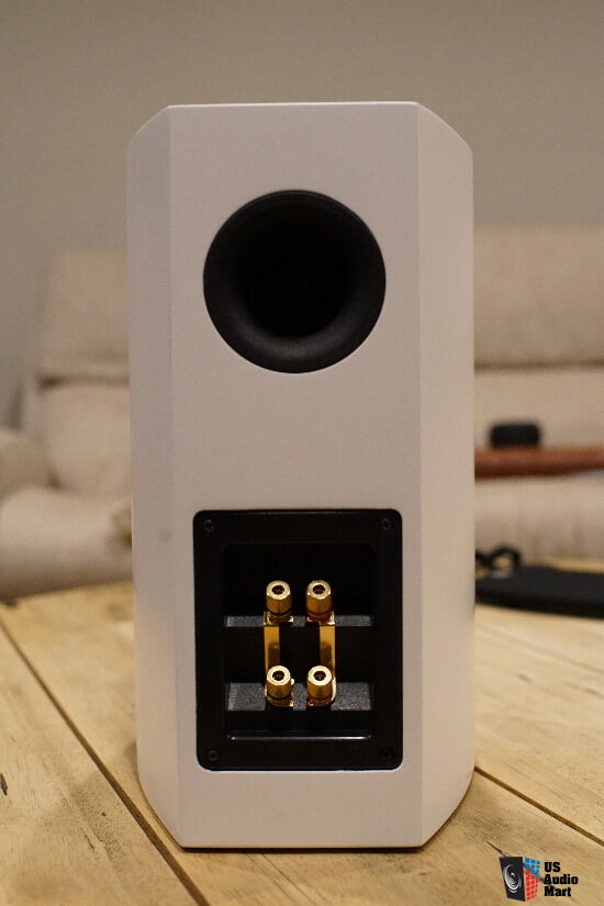 Phase Tech PC1.5 bookshelf speakers pair (Excellent condition!) Photo ...
