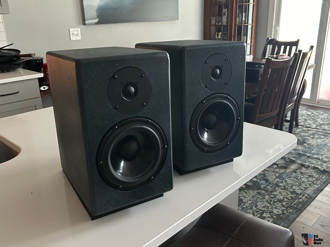 Seas Mimir 2way Bookshelf Speakers Photo #5278774 - US Audio Mart