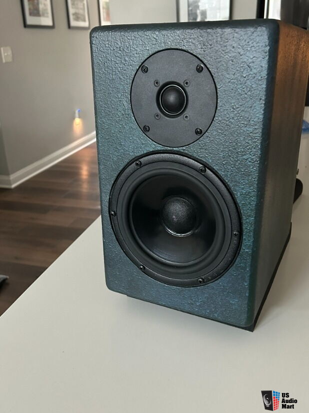 Seas Mimir 2way Bookshelf Speakers Photo #5278777 - US Audio Mart