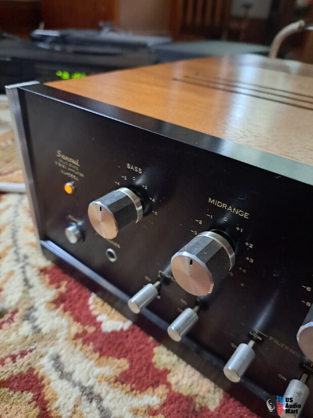 Sansui au555a integrated amp...clean 1 owner For Sale - US Audio Mart