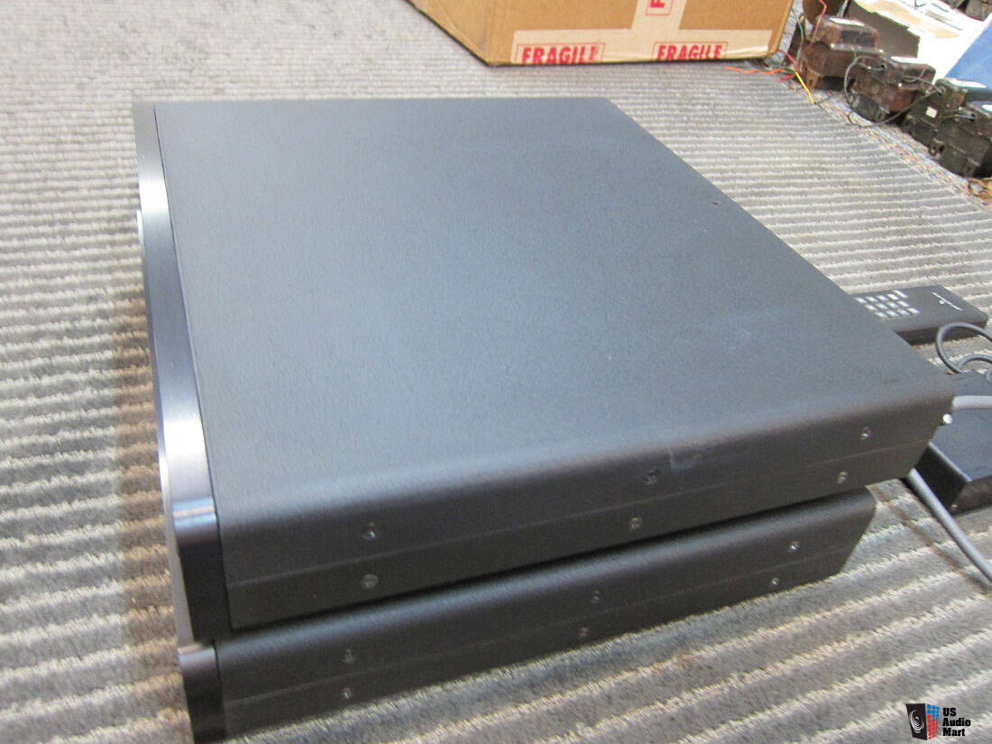 Jeff Rowland Consummate Preamp, Audiophile Quality, Remote 2 Chassis ...