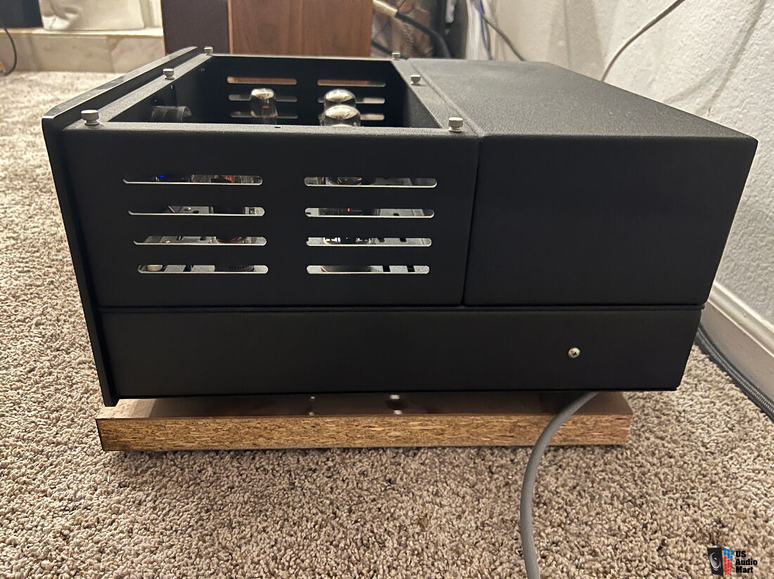 Wavestream Kinetics 100wpc triode monoblocks (incredibly rare) Photo ...