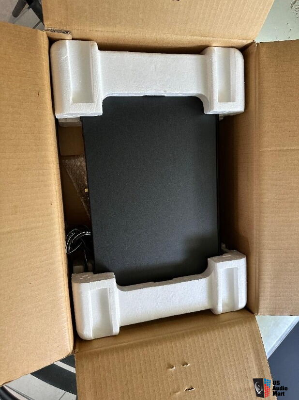 Adcom GCD-575