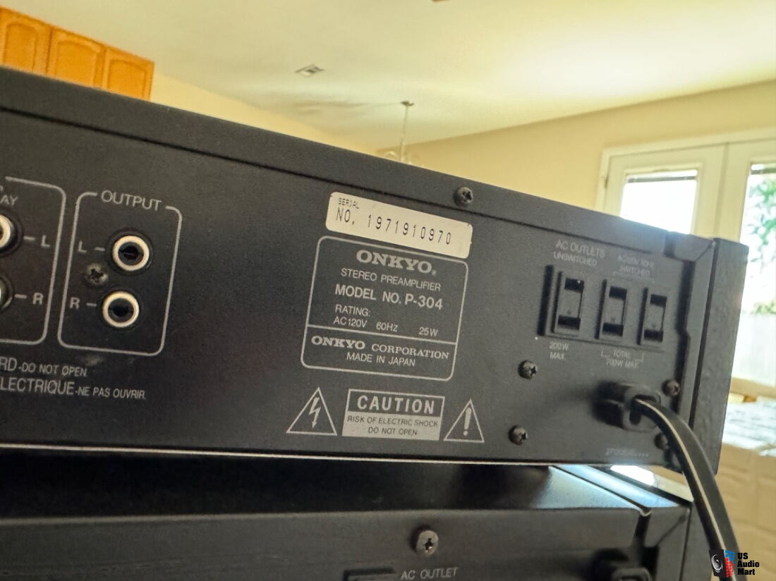 Onkyo m-504 amplifier and p-304 pre amp Photo #5286585 - Canuck Audio Mart
