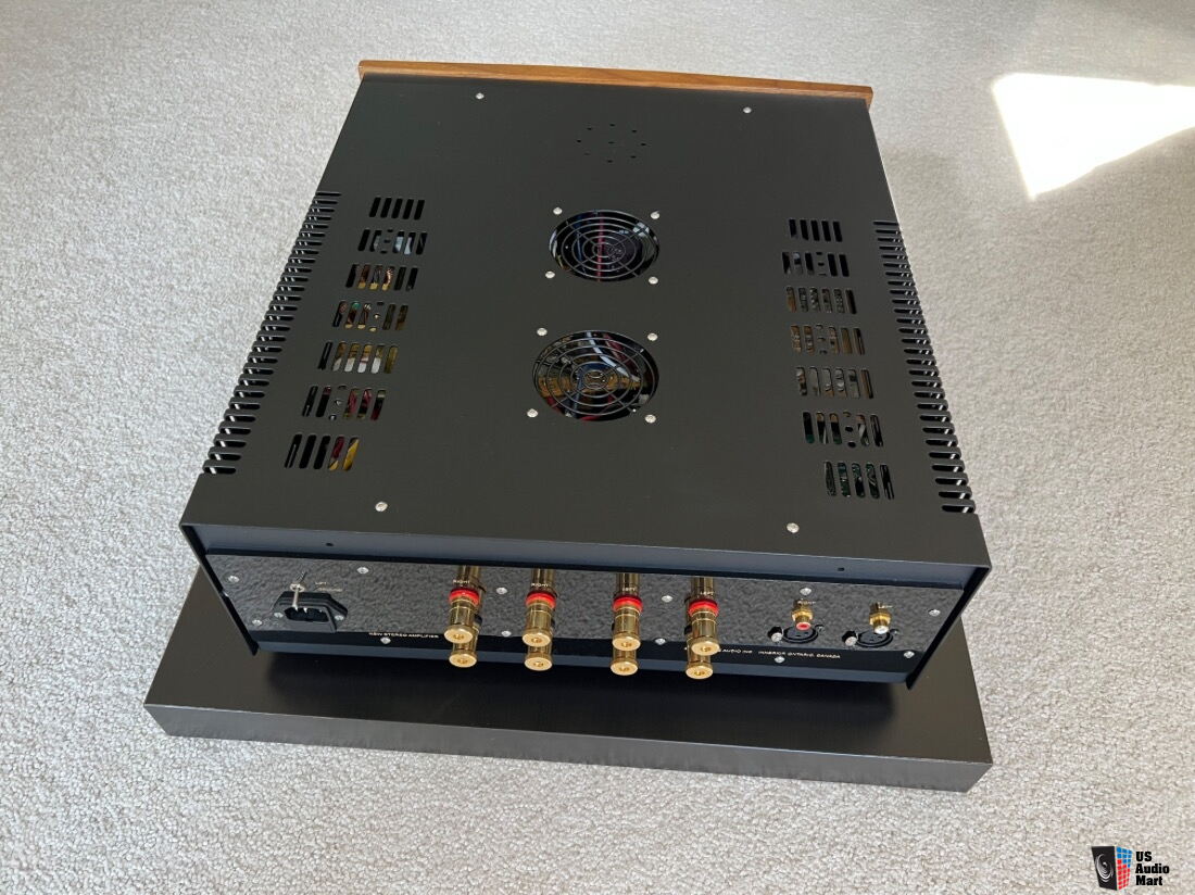 Blue Circle NSW 300 Power Amplifier with Custom Wood Faceplate Photo ...