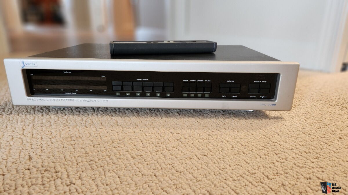Spectral DMC-30 SS Series 2 pre amp Photo #5295892 - US Audio Mart