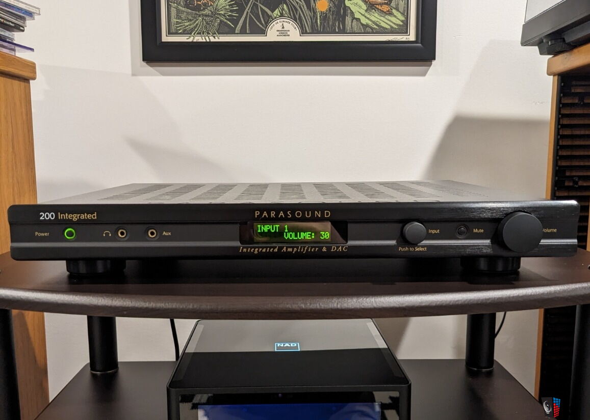 Parasound New Classic 200 Integrated Amplifier For Sale - UK Audio Mart