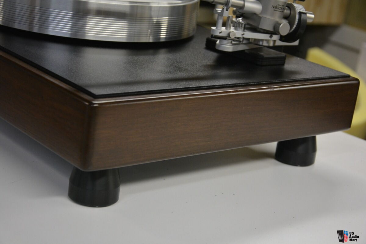 VPI Classic 2 with JMW Memorial 10 Tonearm and VTA Tower Photo #5297277 ...