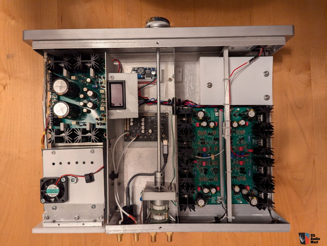 Bespoke class-A headphone amplifier with high-quality DAC Photo ...