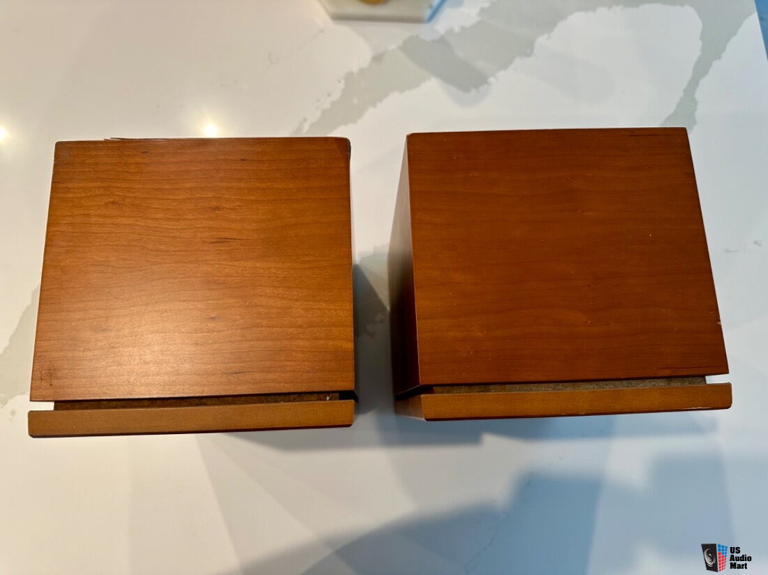 Linn Tukan bookshelf speakers Photo #5301511 - US Audio Mart