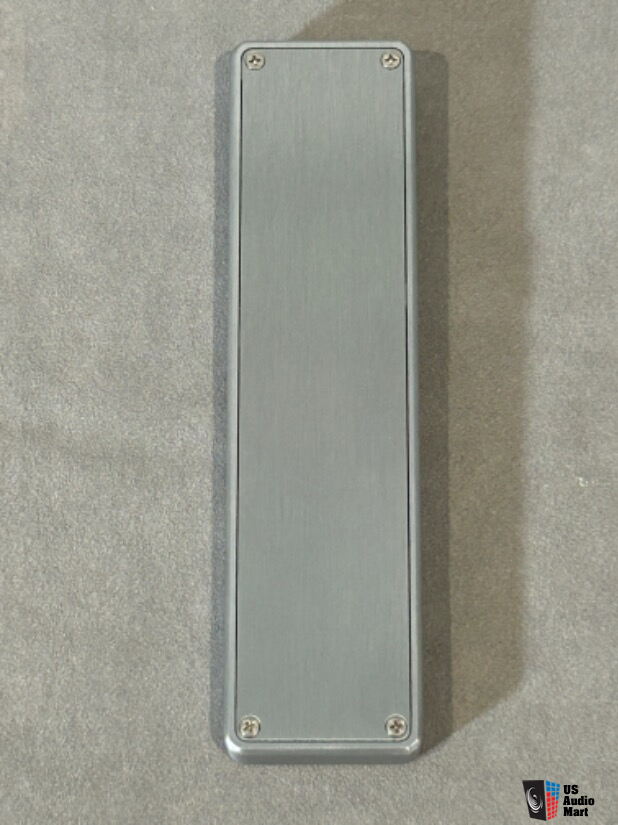 Pass Labs XP-32 - Perfect Condition Photo #5307025 - US Audio Mart