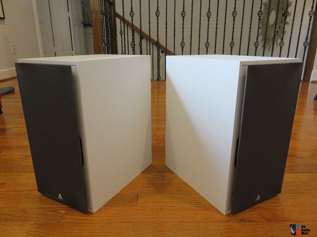 Triangle Borea BR03 Speakers