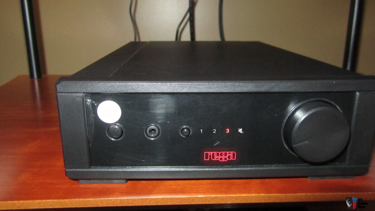 Rega iO Stereo Amplifier Mint Photo #5309986 - US Audio Mart