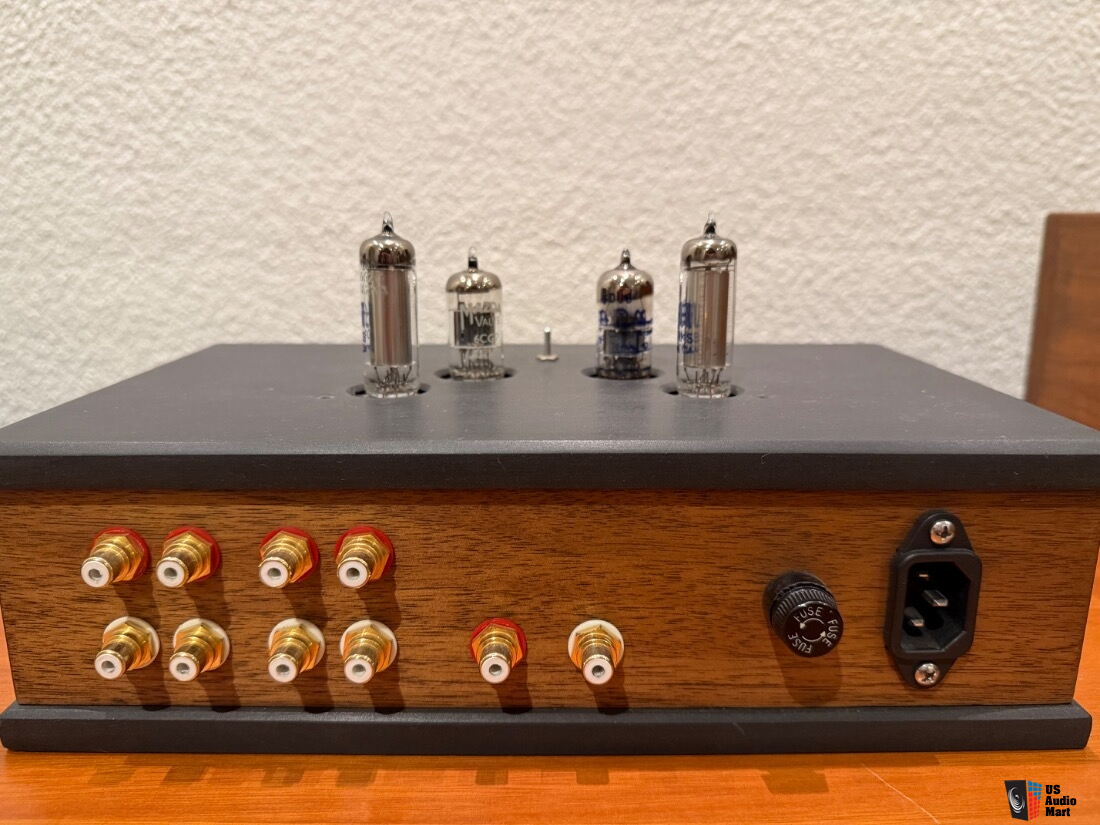 Rare: Music reference C4 preamp