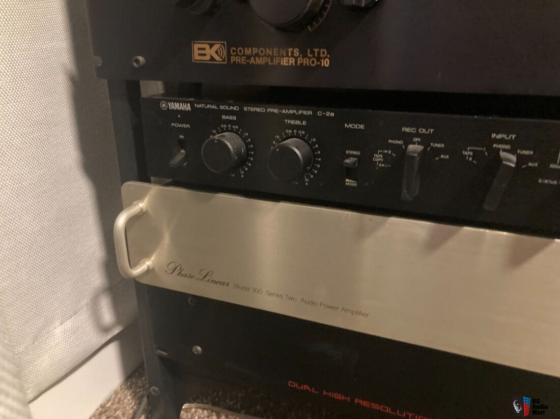 Phase Linear 300 Series Amplifier Photo #5312460 - US Audio Mart