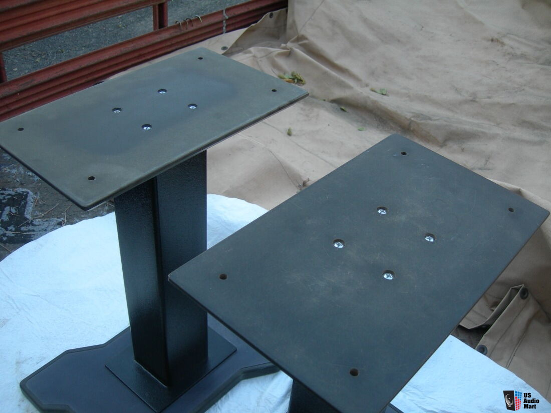 WILSON Audio Cub Stands.....(pr)............500.00 Photo #5315487 - US ...