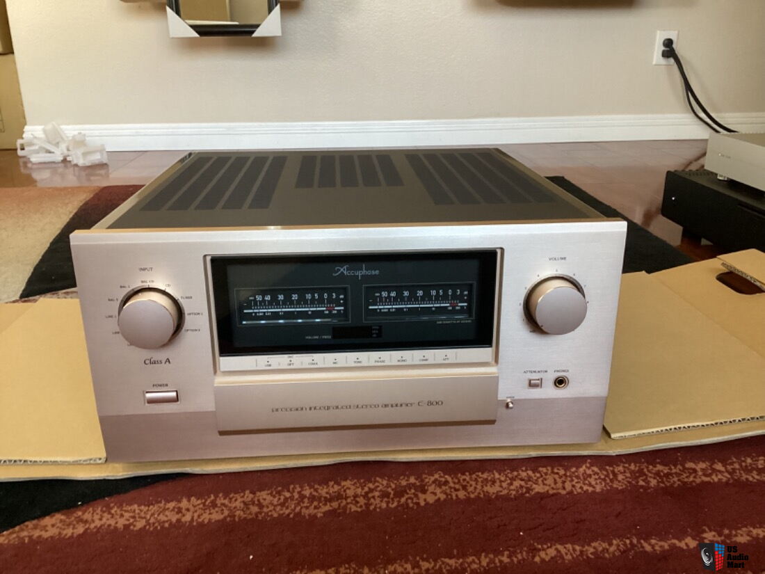 Accuphase E800 pure class A precision integrated amplifier. 50th ...