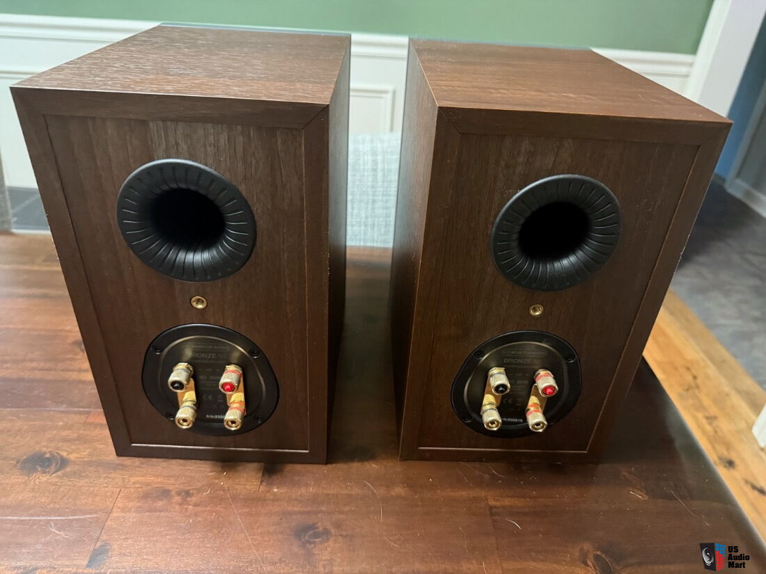 Monitor Audio Bronze 50 Bookshelf Speakers Photo #5317508 - US Audio Mart