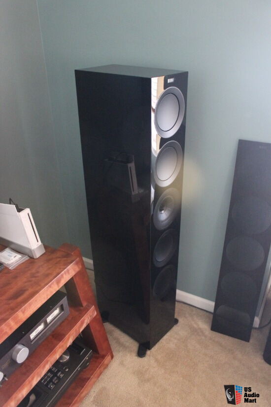 KEF R11 Meta pair of floor standing speakers extremely low hours gloss ...