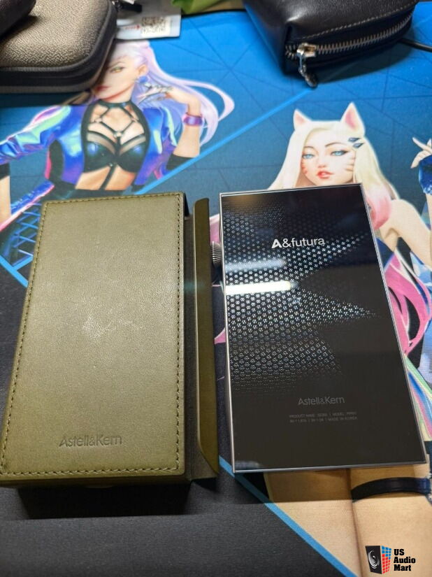 Astell & Kern SE300 Titanium with leather case Photo #5321486 - US ...