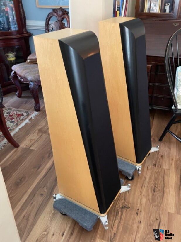 Thiel CS2.4SE in Rare White Oak Photo #5321652 - Canuck Audio Mart