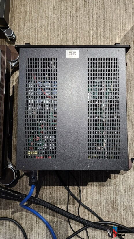 Audio Research Reference 250SE mono amps -new tubes Photo #5326231 - US ...