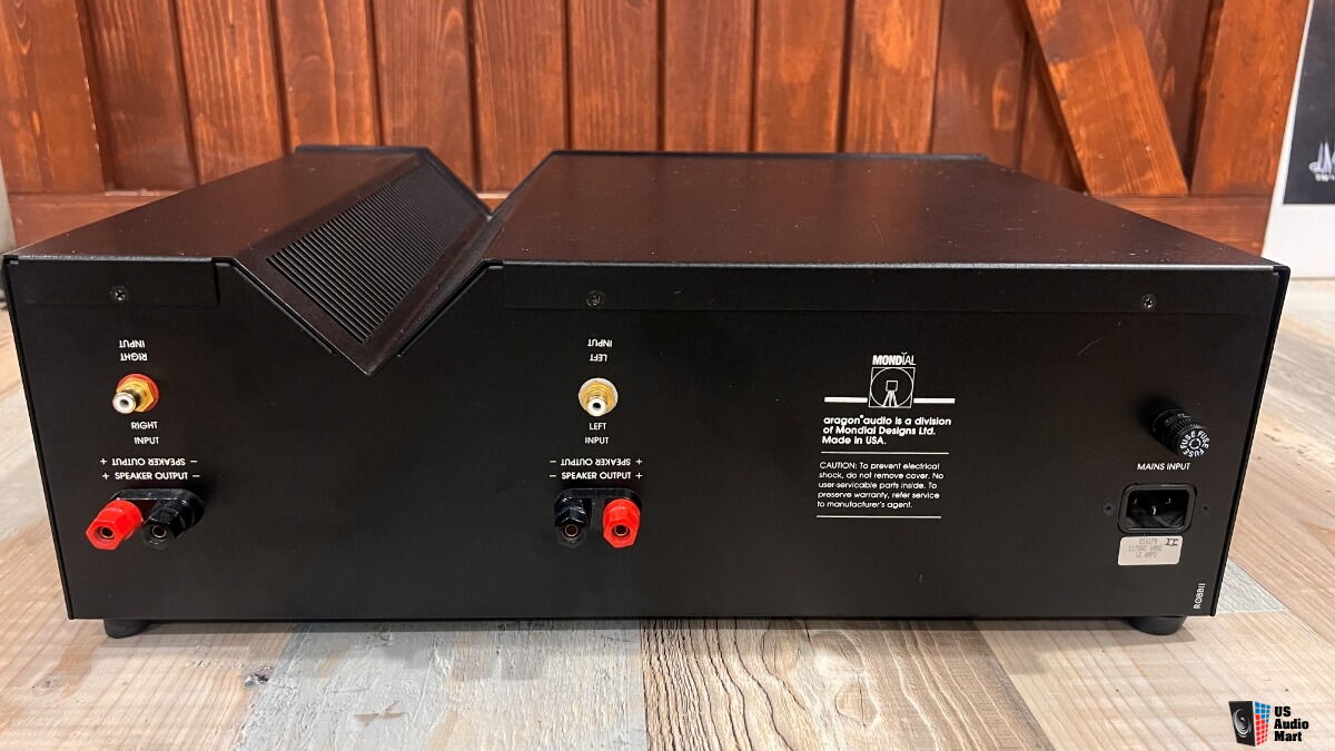 Aragon 4004 MK1 power amplifier - Bill Thalmann Personal Collection ...