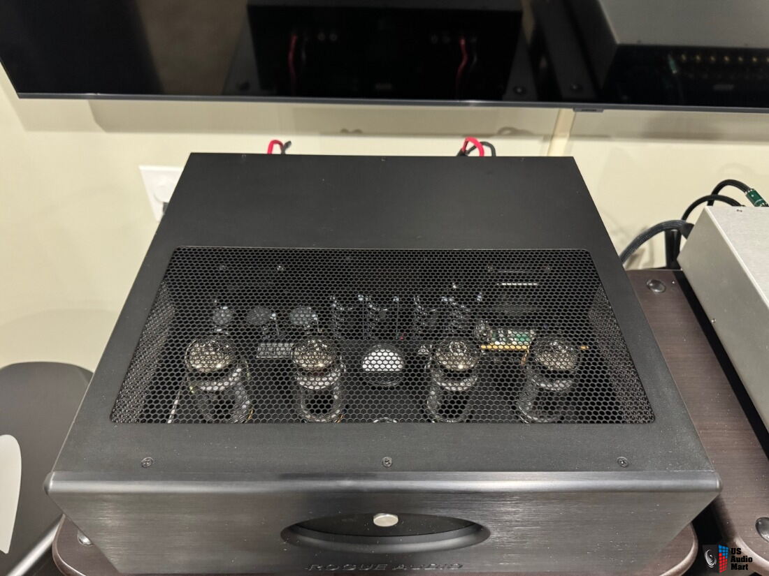 Rogue Stereo 100 Dark Edition Tube Amplifier. Black in excellent ...