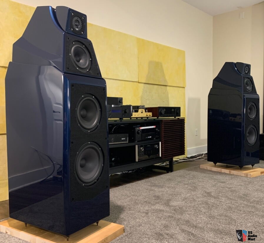 Exquisite Wilson Audio Alexia! In a stunning, "like-they-just-came-out ...