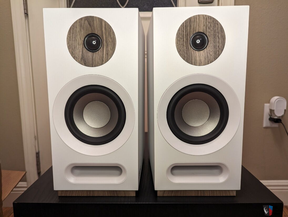 Jamo S803 Bookshelf Speakers For Sale - US Audio Mart