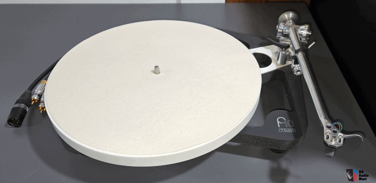 Rega P10 w/Ahelion 2 Cartridge Like New! Photo #5332255 - US Audio Mart