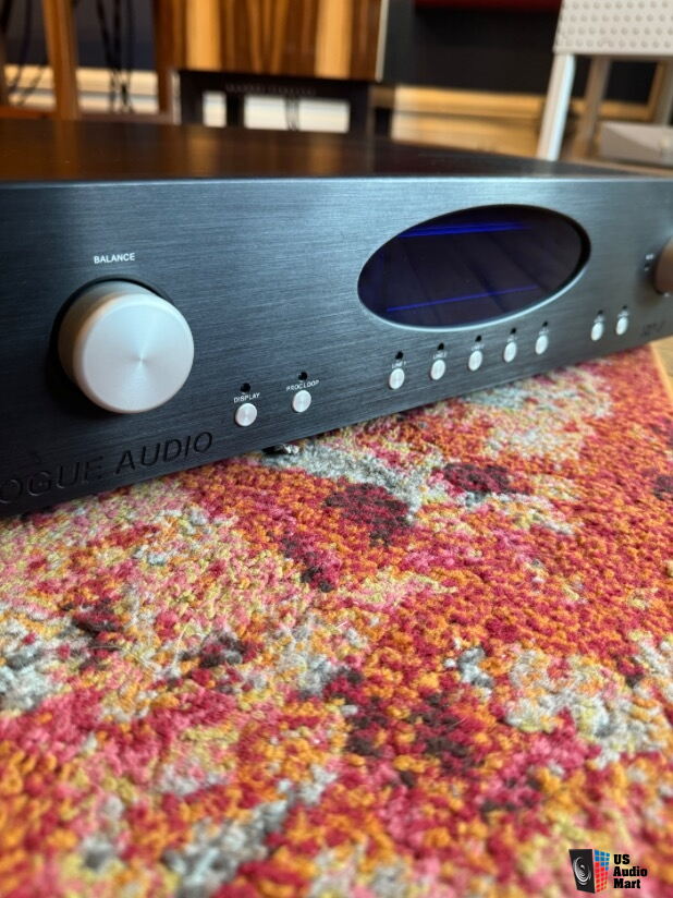 Rogue Audio RP-7 Preamplifier Photo #5334890 - US Audio Mart