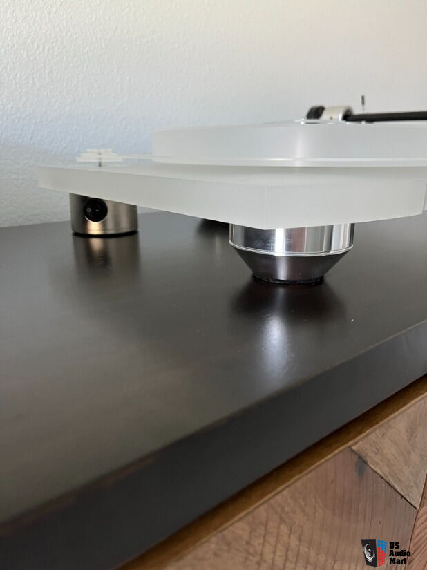 Marantz TT-15S1 Belt-Drive Turntable Photo #5335783 - US Audio Mart