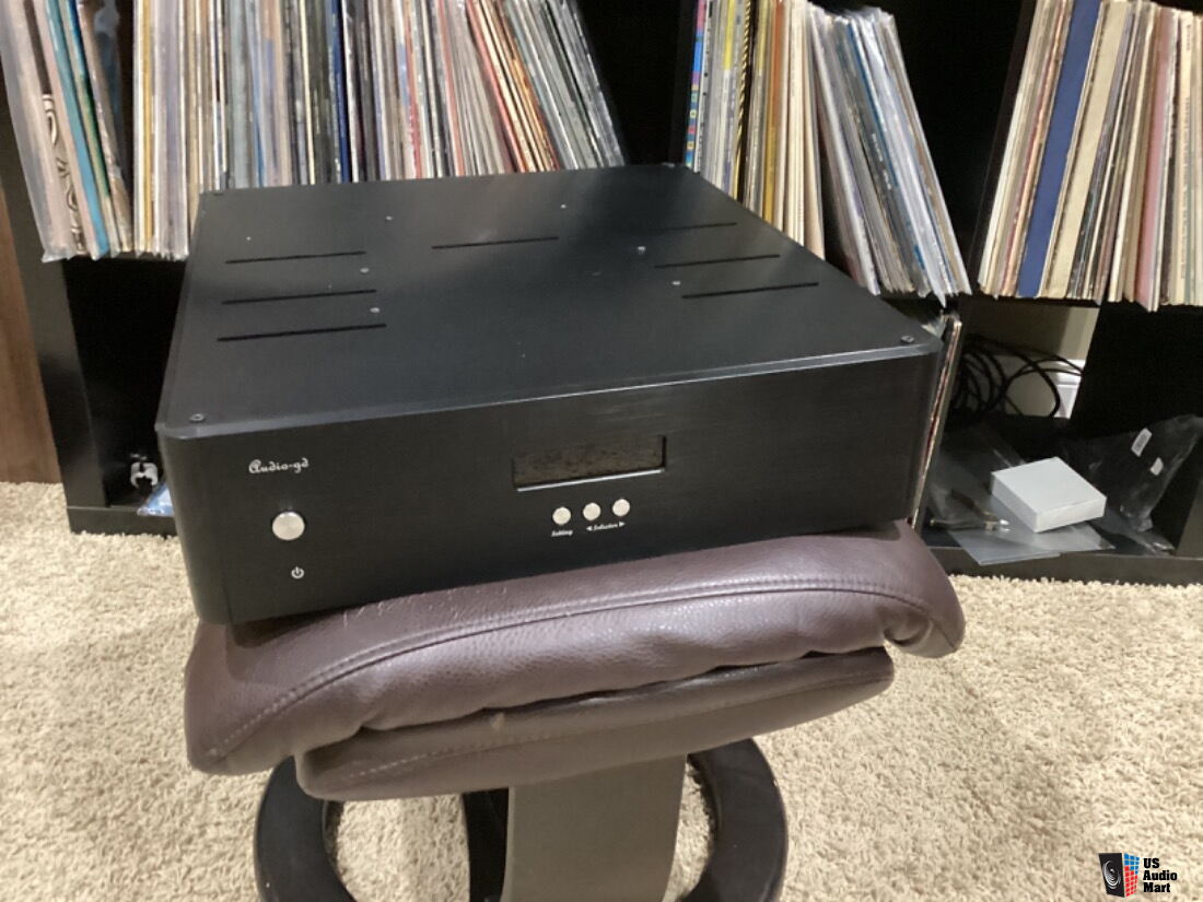 Audio gd R-7HE mkII DAC r2r Photo #5336445 - US Audio Mart