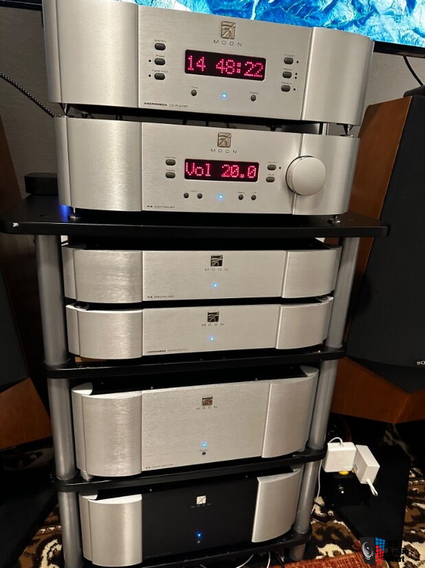 Simaudio Moon P8/W8/ Andromeda CD Player