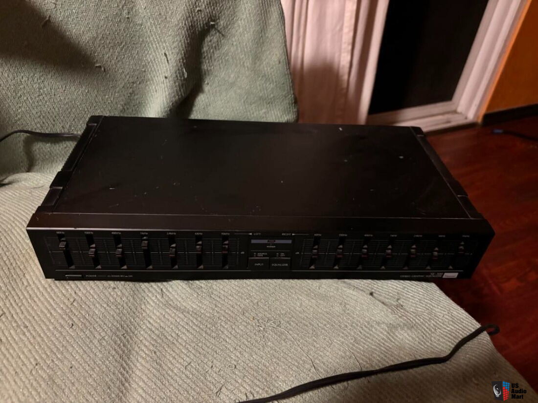 Sansui SE Stereo Graphic Equalizer