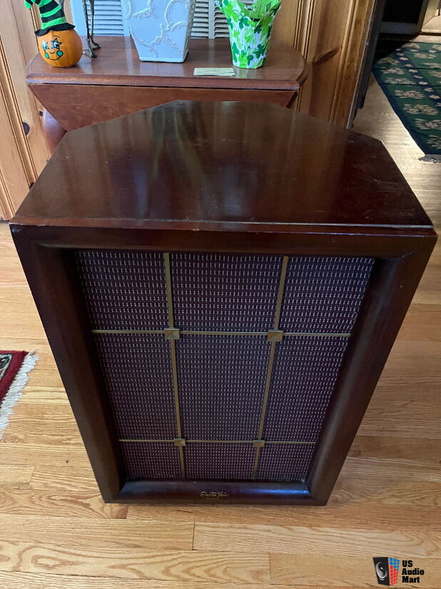 Tannoy Monitor Red. Pair in EV cabinet. Original crossovers Photo ...