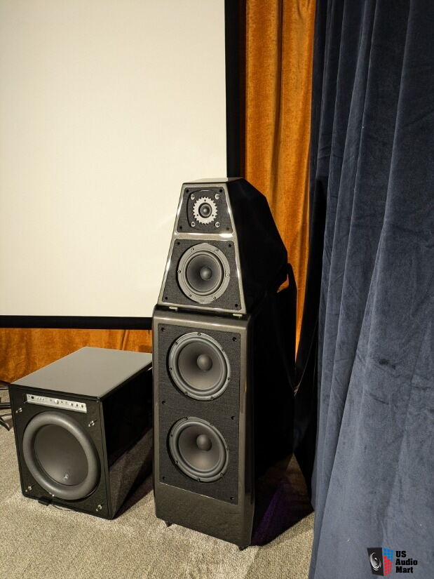 Wilson Audio Sasha DAW in Carbon