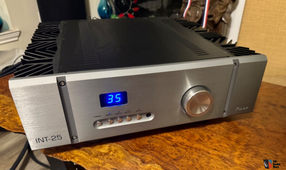 Pass Labs INT-25 Integrated Amplifier