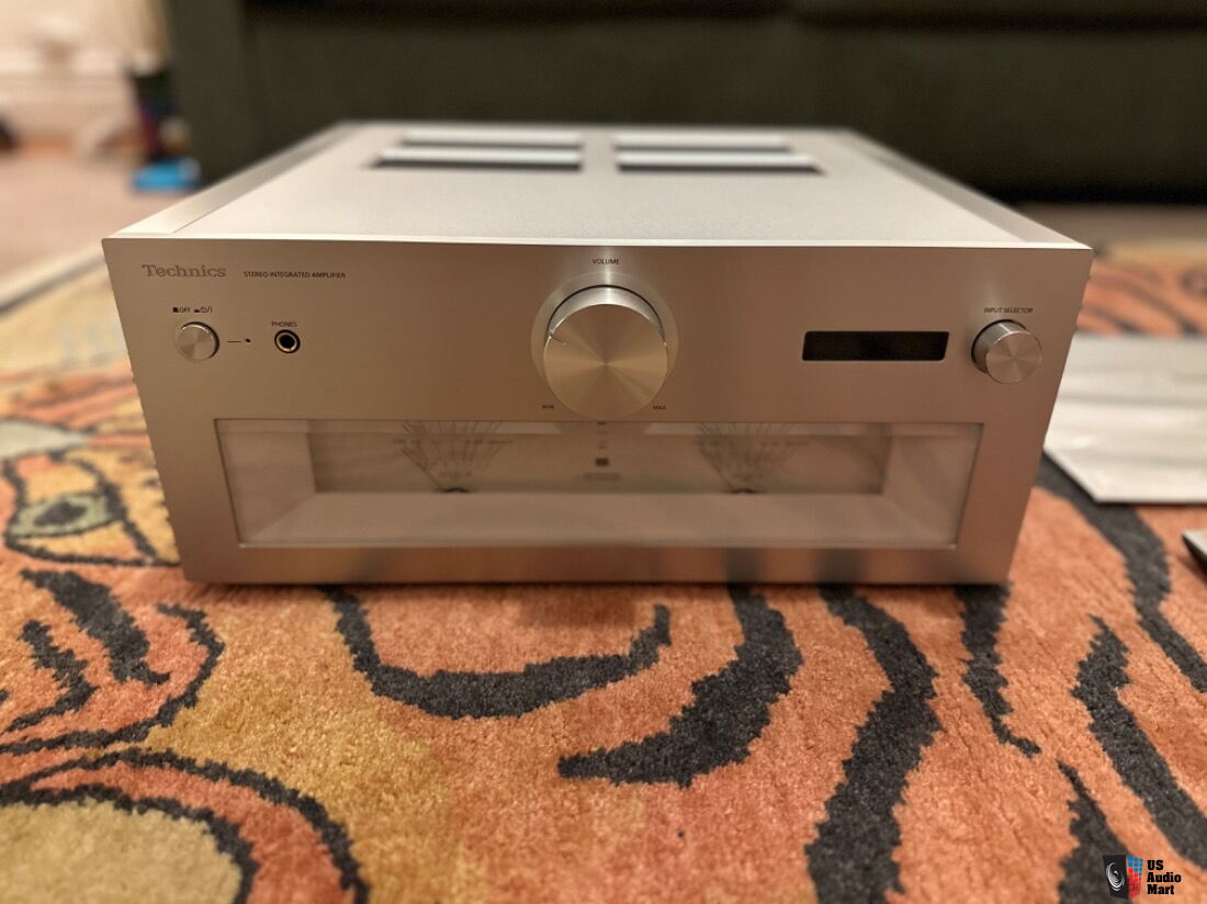 Technics SU-R1000 integrated amplifier