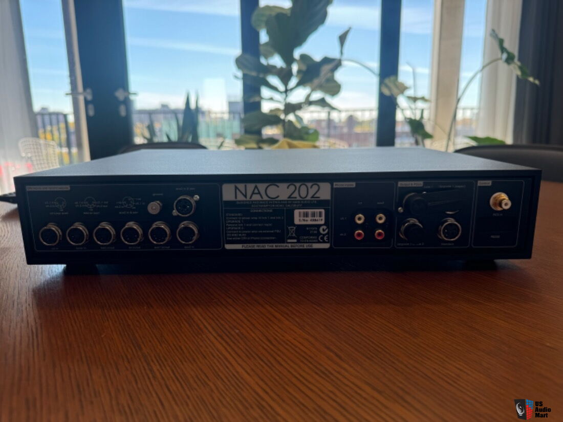 Naim NAC 202 Pre Amp + NAPSC Power Supply 2018 production Photo ...
