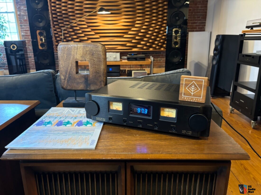 Magnum Dynalab, MD105 FM Tuner - Truly the Best of the Best Photo ...